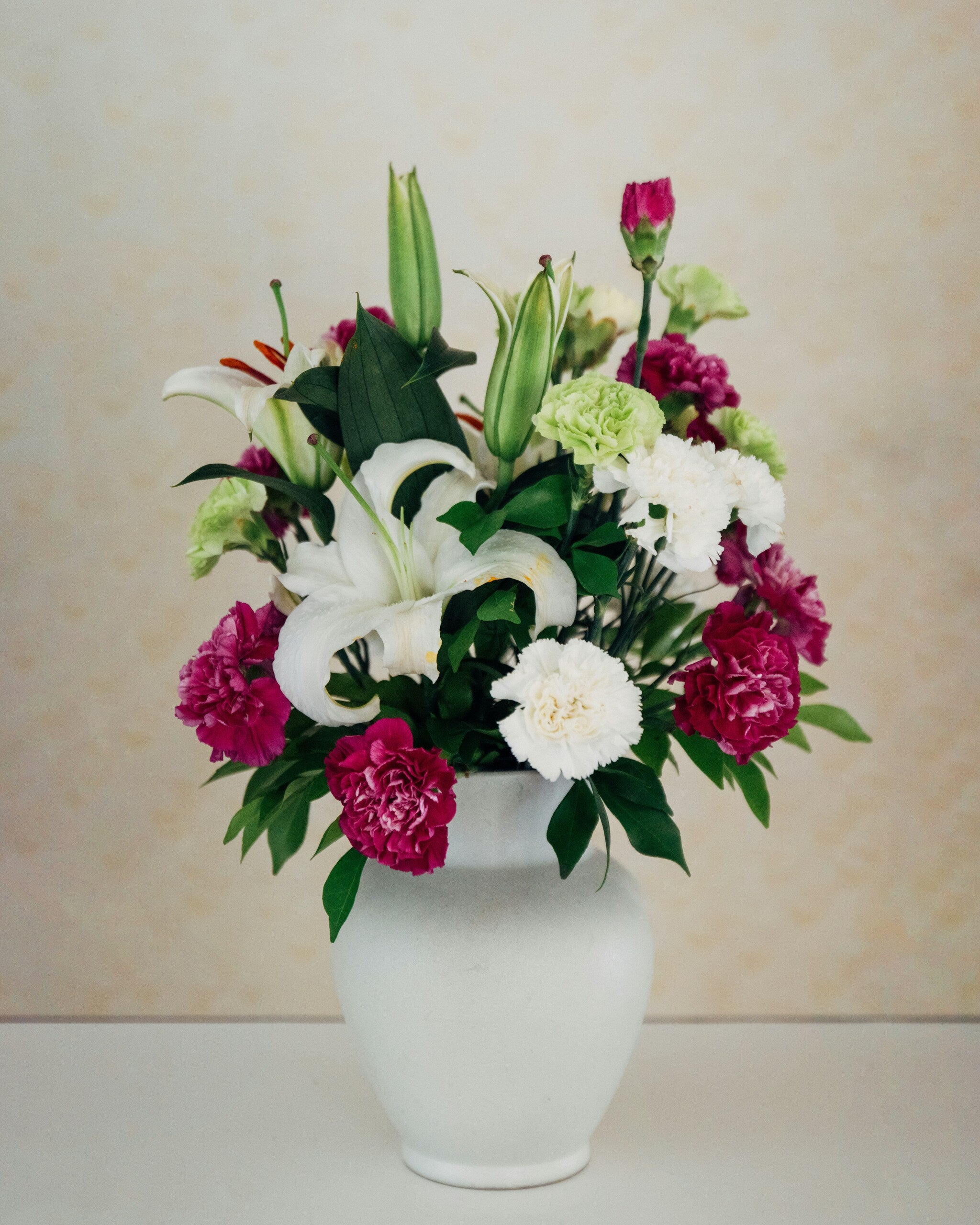 Carnation Floral Arrangement – JMJ Flowers